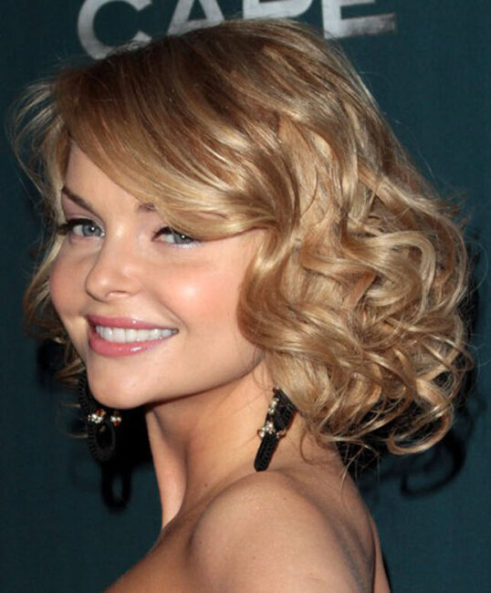 Mittellang Bob Frisur mit Locken und Lockiges Haar *Tipps & Tricks* – Frisuren